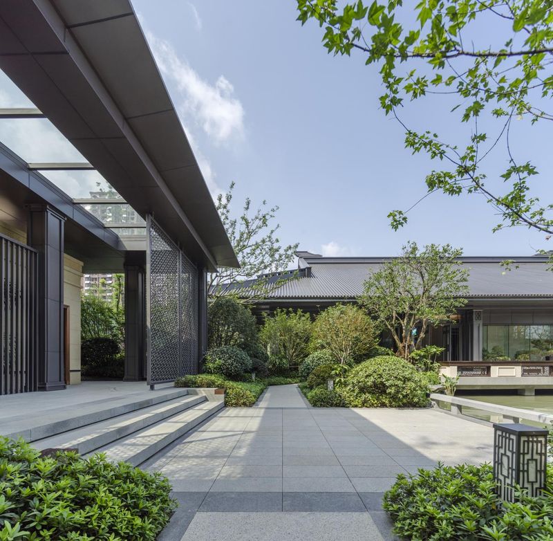 Suzhou Villa Courtyard with Stone Walkway - HDRi Maps and Backplates