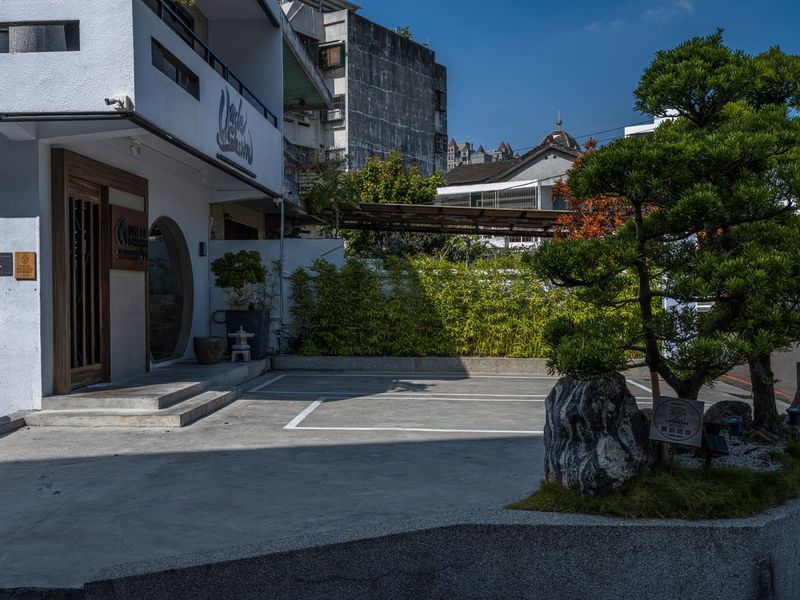 Urban Design in Taichung, Taiwan HDRi Maps and Backplates