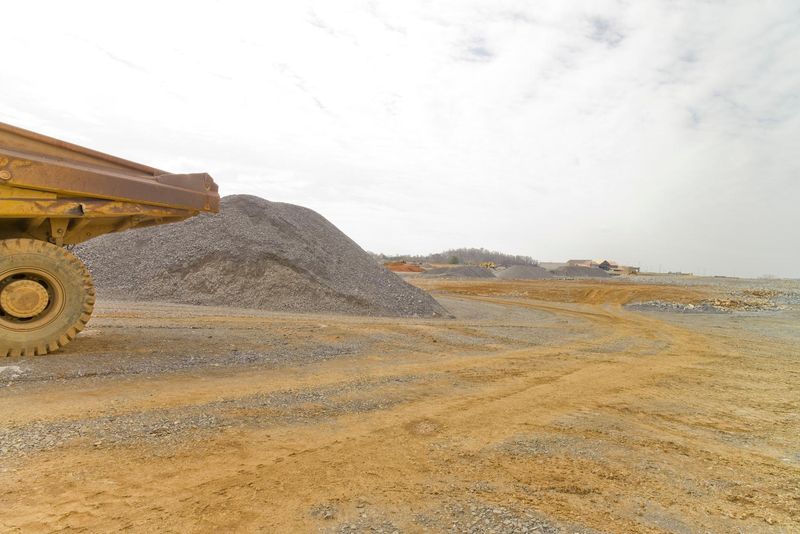 Tennessee Dirt Road: Open Fields in the Industrial Area HDRi Maps and ...