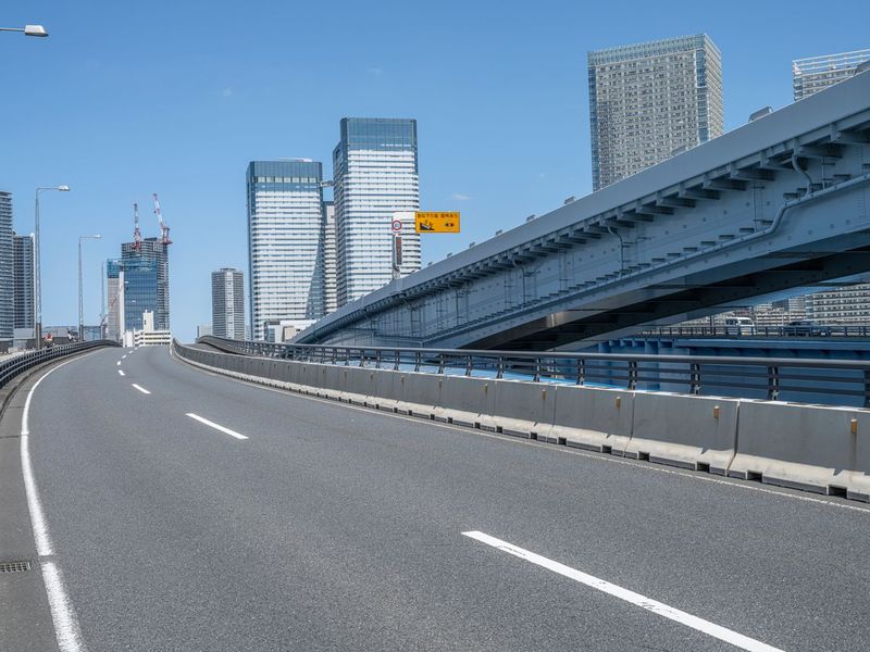 Tokyo, Japan: Modern Urban Clear Sky HDRi Maps and Backplates