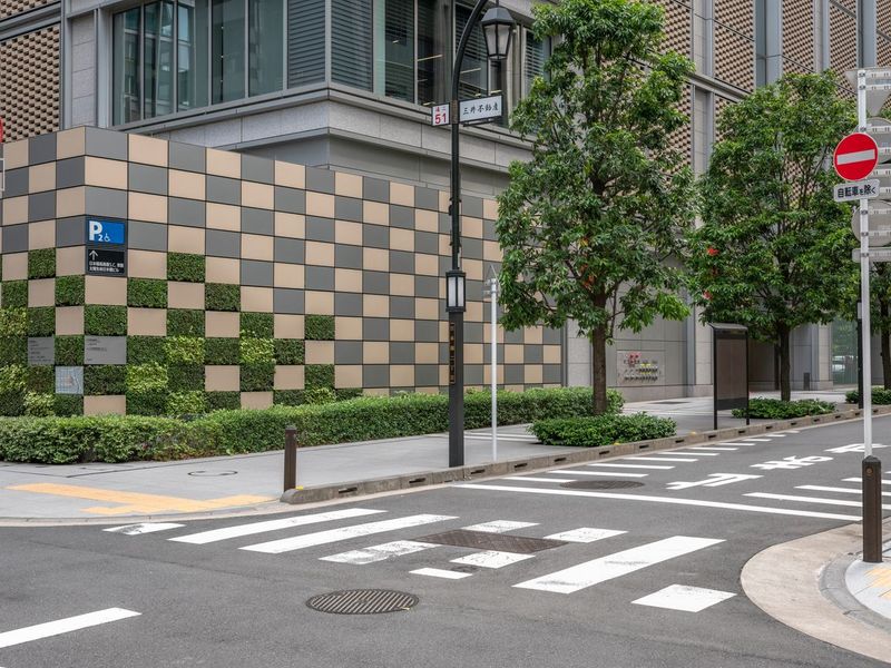 Tokyo Urban Road: Embracing City Life HDRi Maps and Backplates