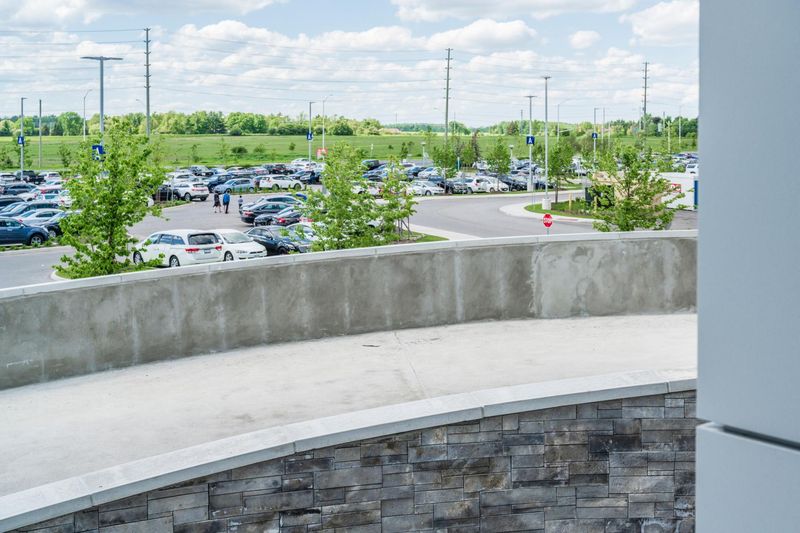Toronto Concrete Street: Highway Entry and Exit - HDRi Maps and Backplates