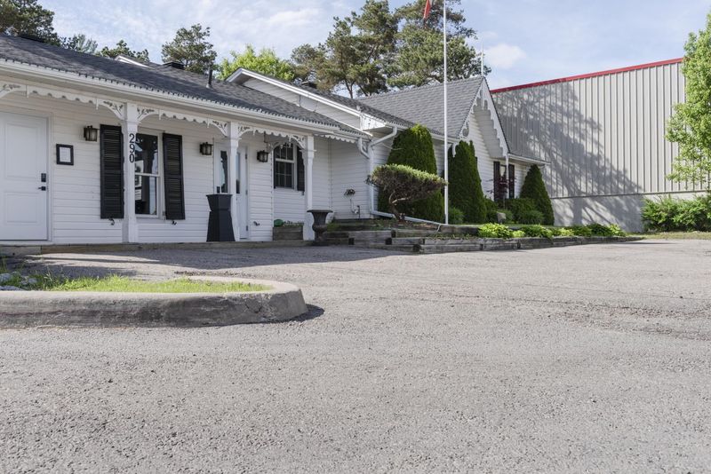 Low Rise Residential Building in Toronto HDRi Maps and Backplates