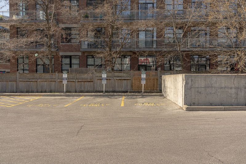 Toronto Parking Lot with Concrete Building HDRi Maps and Backplates