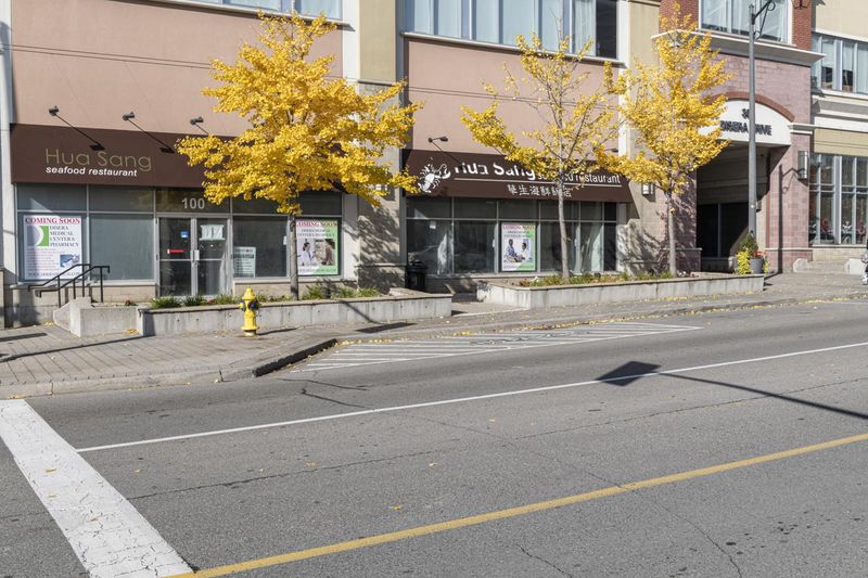 Residential Buildings in Toronto: Elegant Facade and Windows HDRi Maps ...