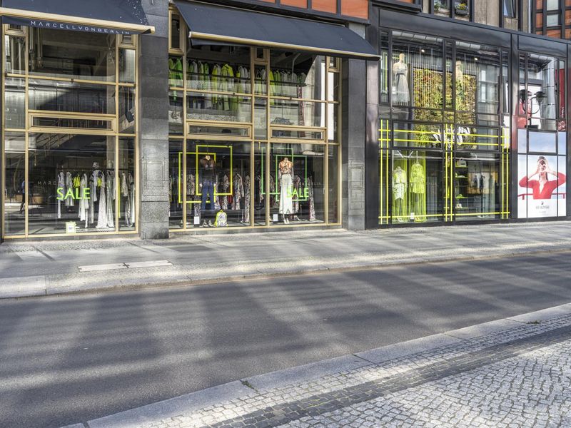 Tourist Attractions in Berlin: Discovering the Metropolitan Area HDRi ...