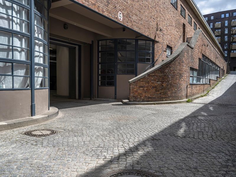 Urban Design in Europe: Embracing City Life HDRi Maps and Backplates