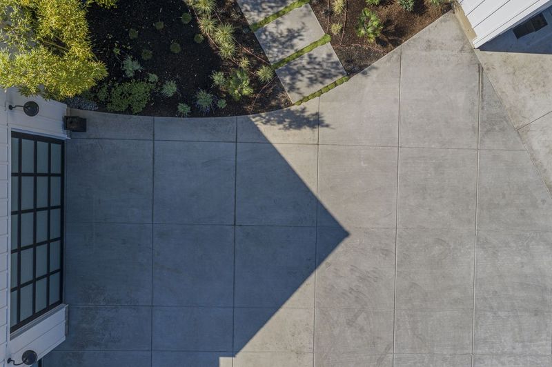 Urban Design: Grey Concrete Surface HDRi Maps and Backplates