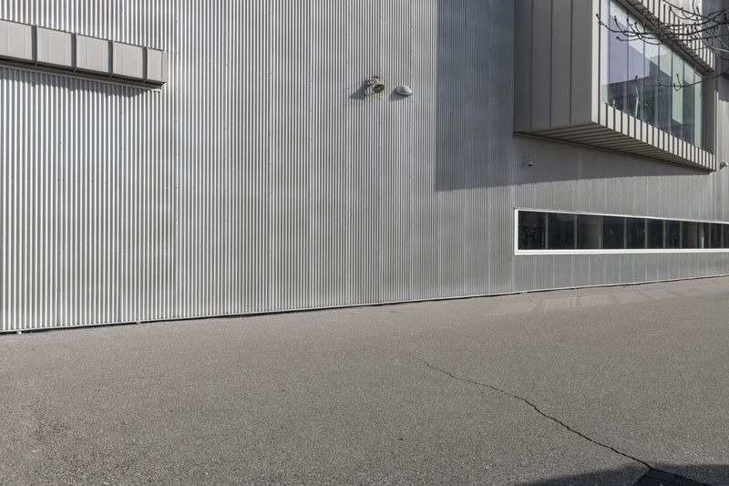 Urban Design in Toronto: Grey Metal Wall in the City