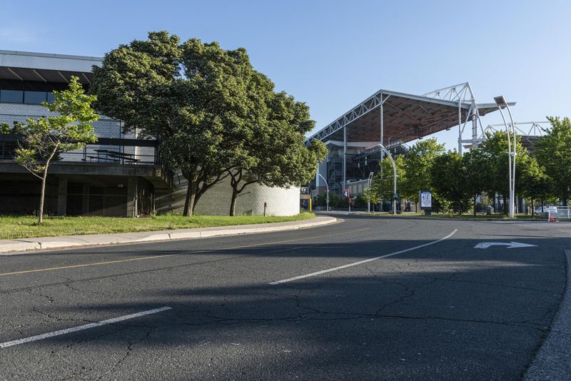 Urban Design in Toronto: Exploring the City's Infrastructure HDRi Maps ...