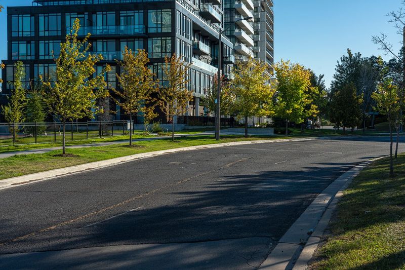 Urban Design in Toronto's Shopping District HDRi Maps and Backplates