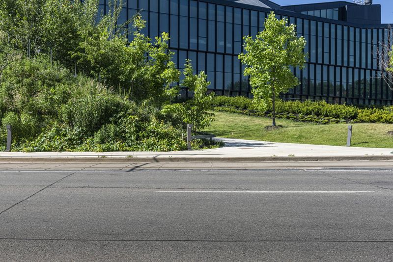 Urban Infrastructure in Toronto: A Stunning Street View HDRi Maps and ...