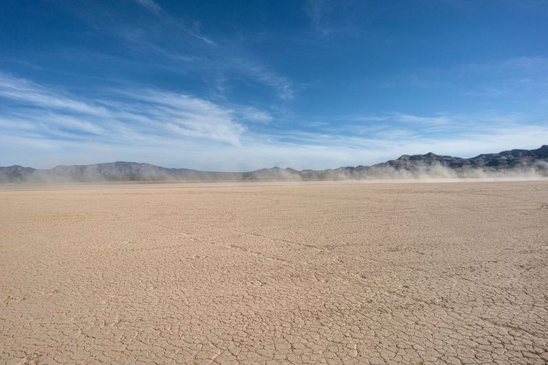 USA Desert: Open Spaces and Mountains HDRi Maps and Backplates
