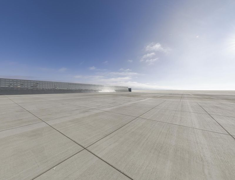 The USA's Plain Line Horizon: Clear Skies as Far as the Eye Can See ...