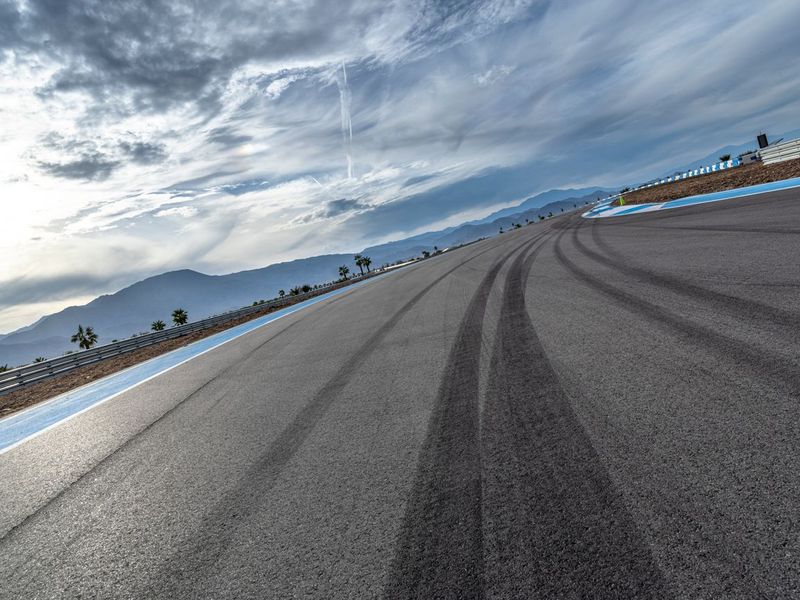 USA Race Track: Sunshine Visible on a Sunlit Road HDRi Maps and Backplates