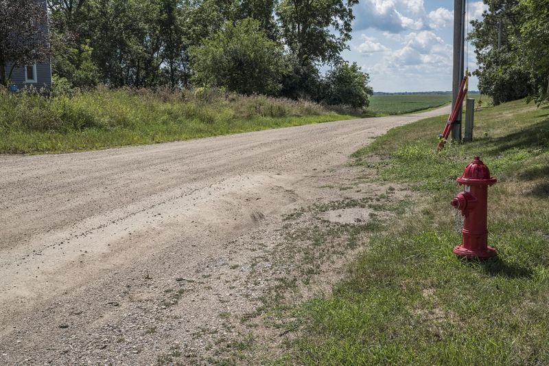 USA Rural Landscape: Road and Grass HDRi Maps and Backplates