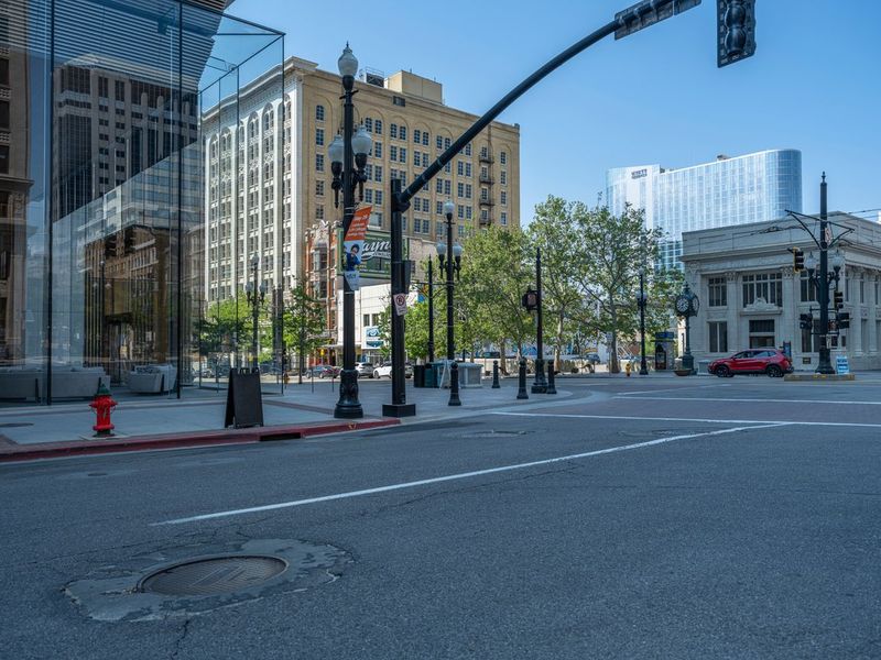 Utah's Business District: Sleek Architecture in Salt Lake City HDRi ...