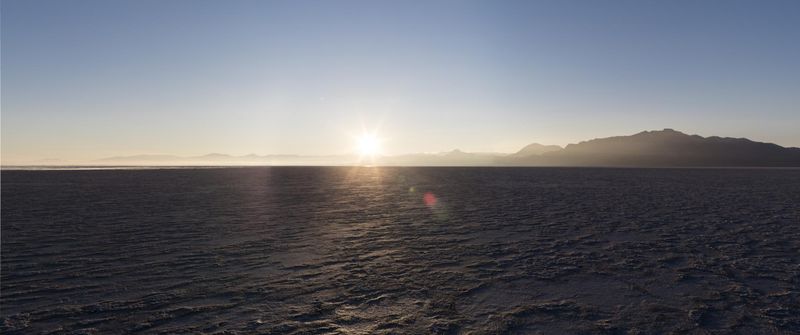 Utah Dawn Beach Mountain Horizon HDRi Maps and Backplates