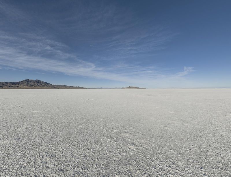 Utah Desert Landscape - Blue Sky and Barren Plains HDRi Maps and Backplates
