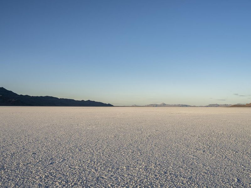 Utah Desert: Sand Dunes at Dawn with Sunlight HDRi Maps and Backplates