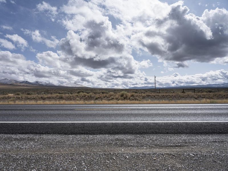 Utah Highway: Road Through the Desert Landscape - HDRi Maps and Backplates
