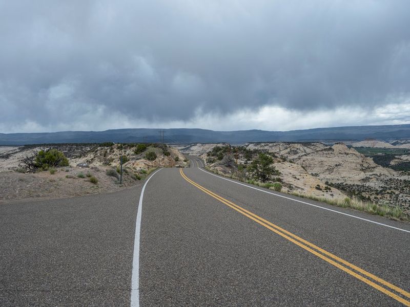 Utah Landscape: Asphalt Road and Clouds in Nature HDRi Maps and Backplates