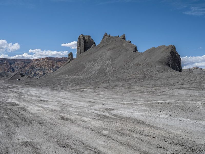 Utah's Desert Landscape: Open Spaces and Off-Road Tracks - HDRi Maps ...