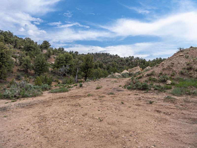 Utah's Open Space: Hillside Dirt and Gravel Track HDRi Maps and Backplates