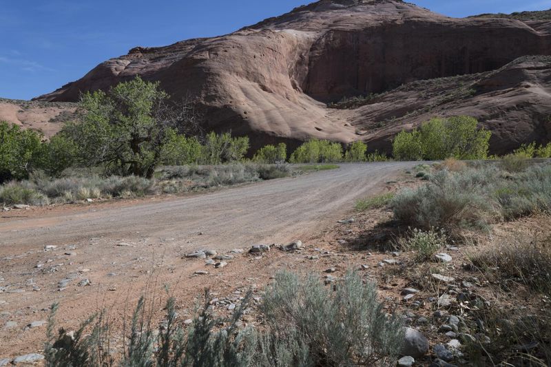 Utah's Red Rock Landscape: An Off-Road Adventure HDRi Maps and Backplates