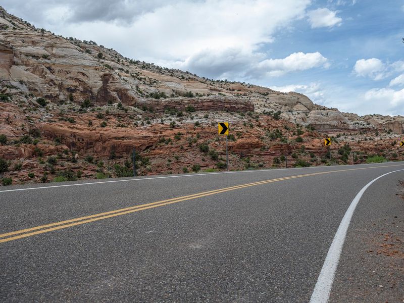 Utah Road Landscape: Surrounded by Nature and Clouds HDRi Maps and ...