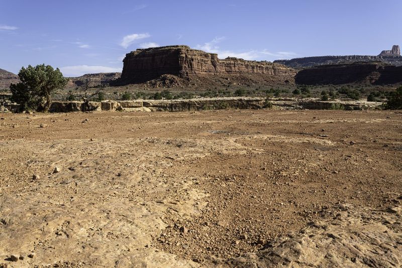 Utah Rugged Landscape with Red Rock Formation HDRi Maps and Backplates