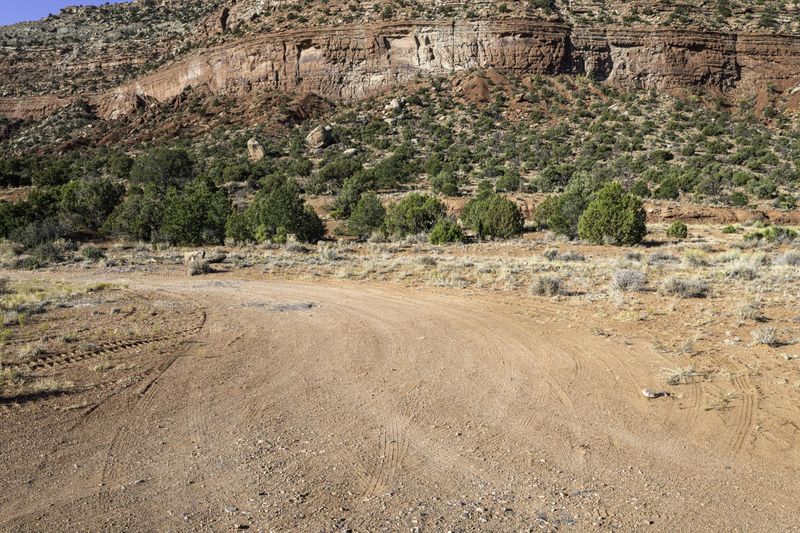 Utah's Rugged Terrain: Exploring the Majestic Canyons