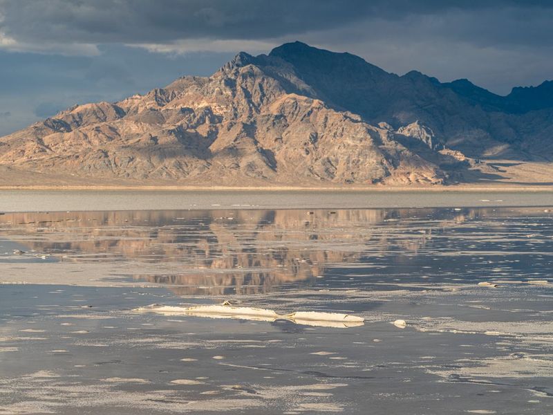 Utah's Salt Lake: Sunny Skies and Majestic Mountains HDRi Maps and ...