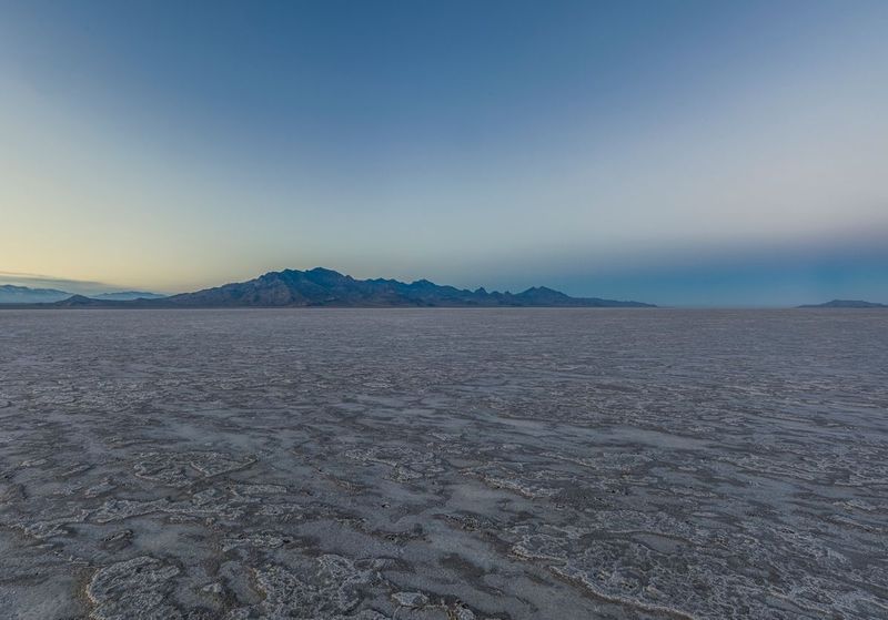 Utah Salt Lake Sunrise: Mountain View HDRi Maps and Backplates