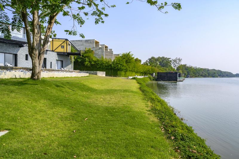 Villa with River View in Thailand - HDRi Maps and Backplates