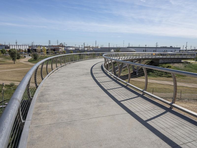 A Walkway in Los Angeles near the Water and Pier HDRi Maps and Backplates
