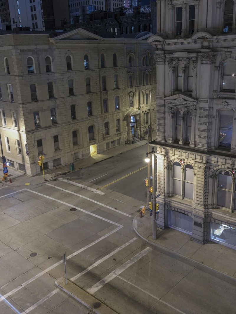 Wisconsin Metropolis: Illuminated Streets of Milwaukee HDRi Maps and ...