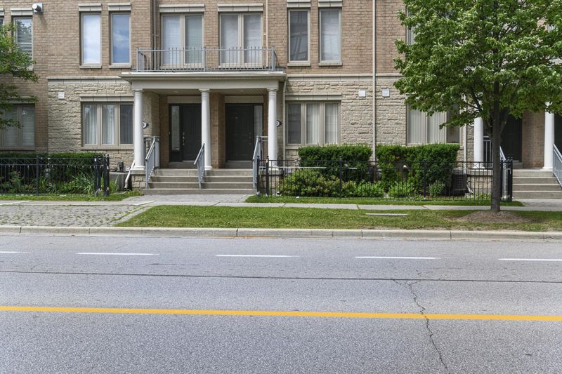 Yellow House in Toronto's Residential Area HDRi Maps and Backplates