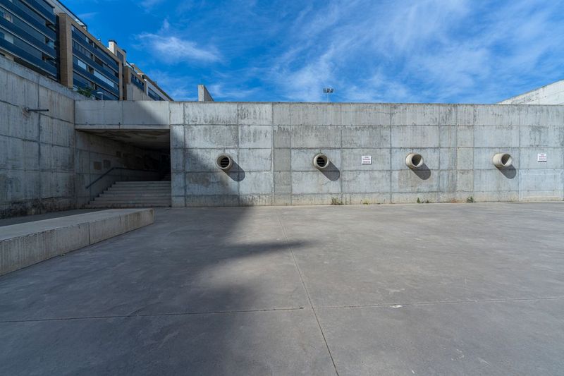 Zaragoza City Architecture: Hard Shadows and Modern Design HDRi Maps ...