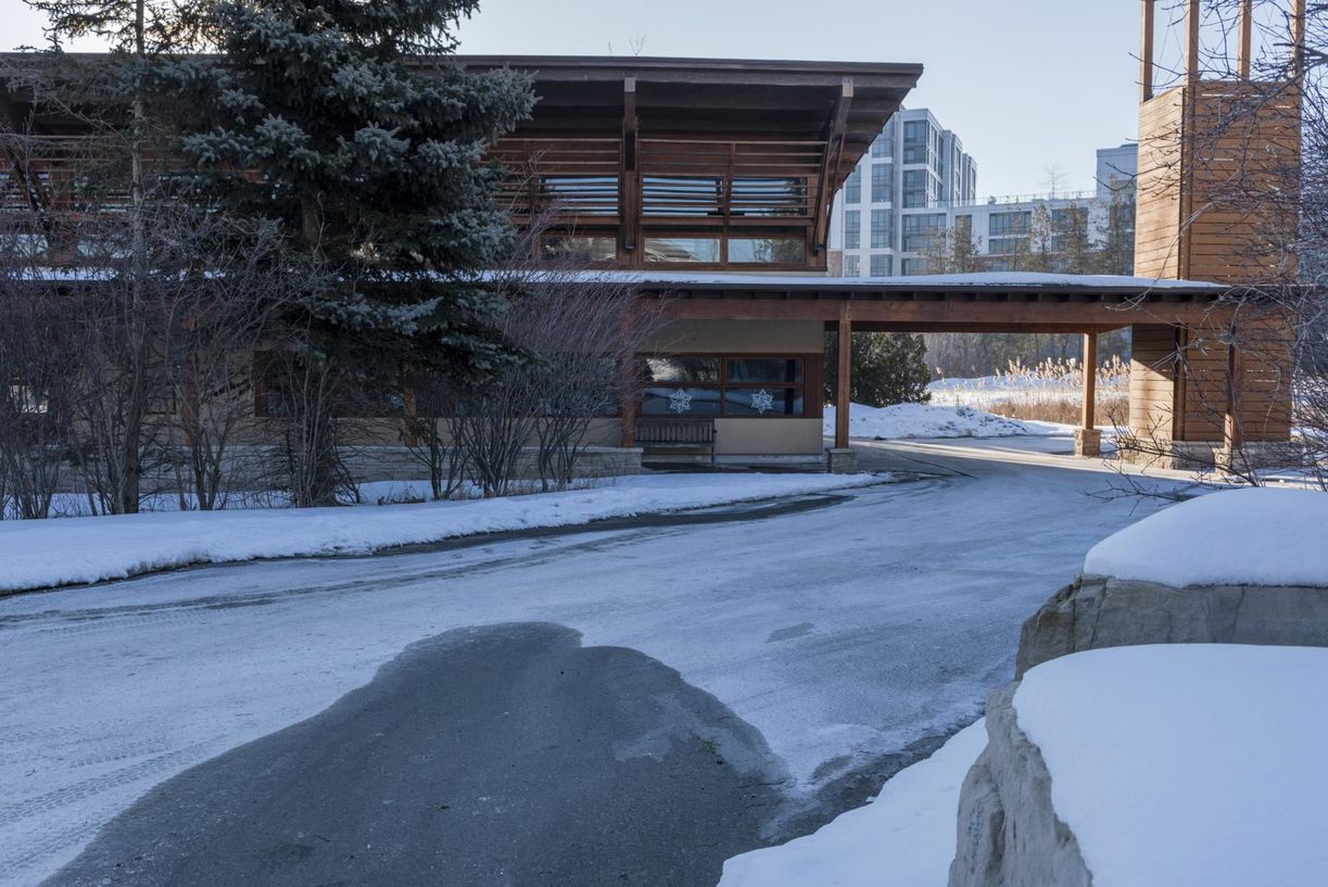 Winter Architecture in Ontario City