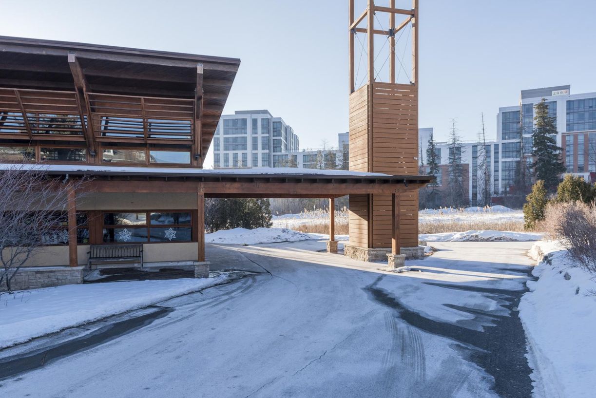 Winter Architecture in Ontario City